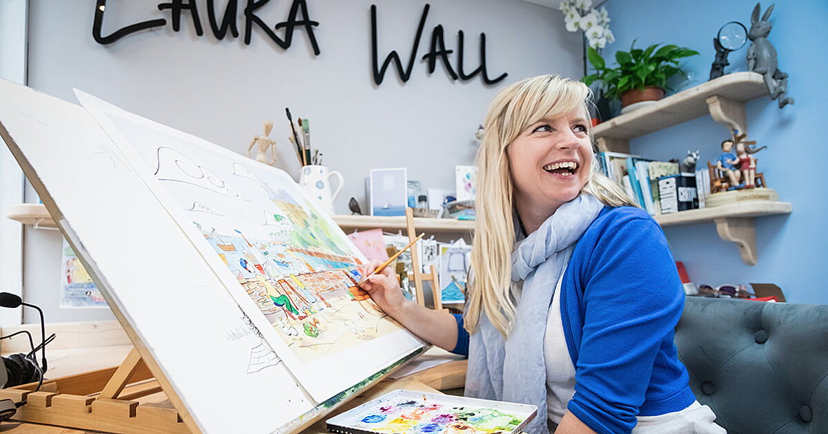 Contact | Laura Wall